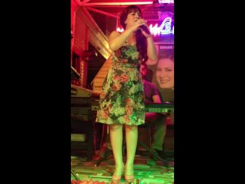 Bahar güven sana olan sevdam kalmadı