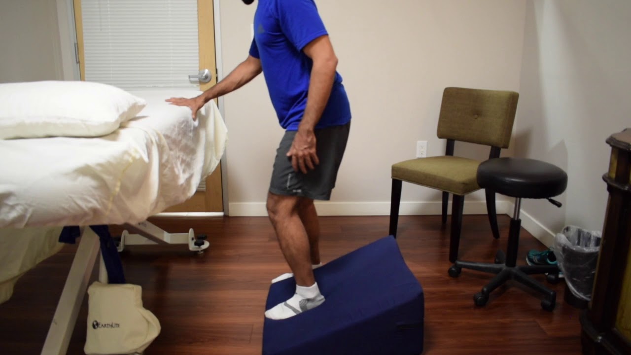 Patellar Tendon Isometric Holds - YouTube