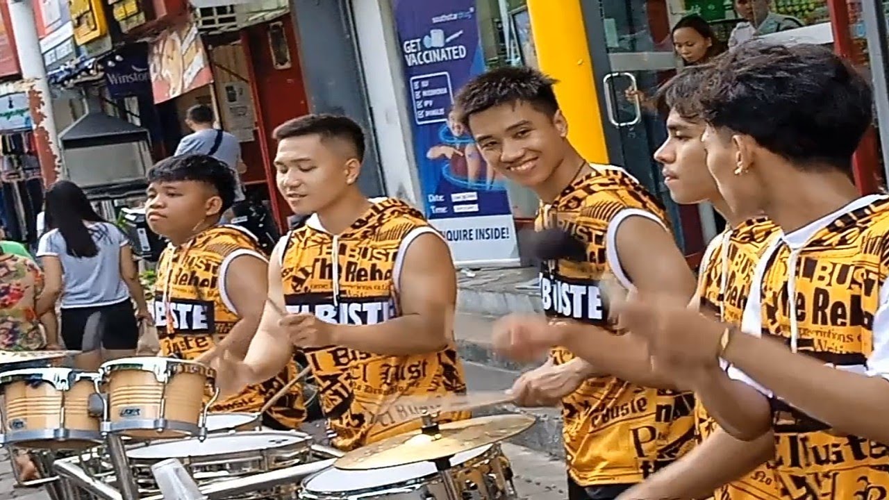 🇵🇭 AMAZING, FILIPINO DRUMMING ON THE STREET - YouTube