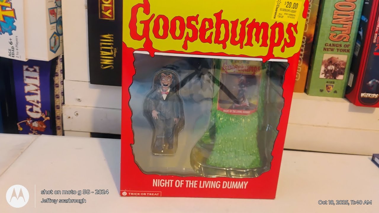 Unboxing slappy the dummy Goosebumps action figure - YouTube
