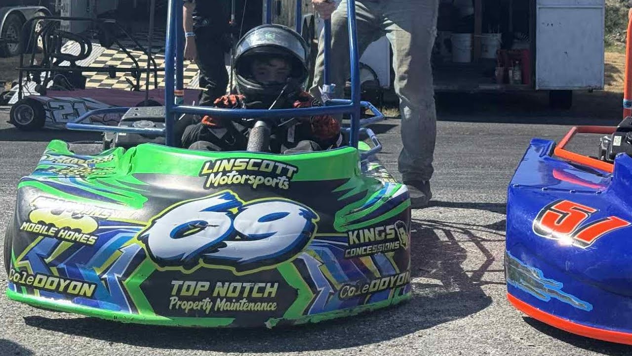 Cole go kart heat race - YouTube