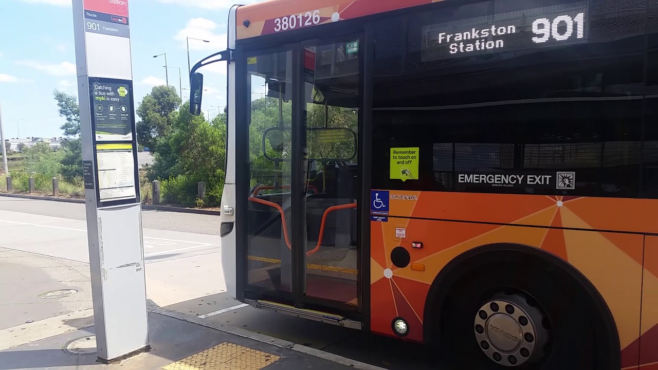 Transdev Melbourne bus 380126 departs Roxburgh Park Station. - YouTube