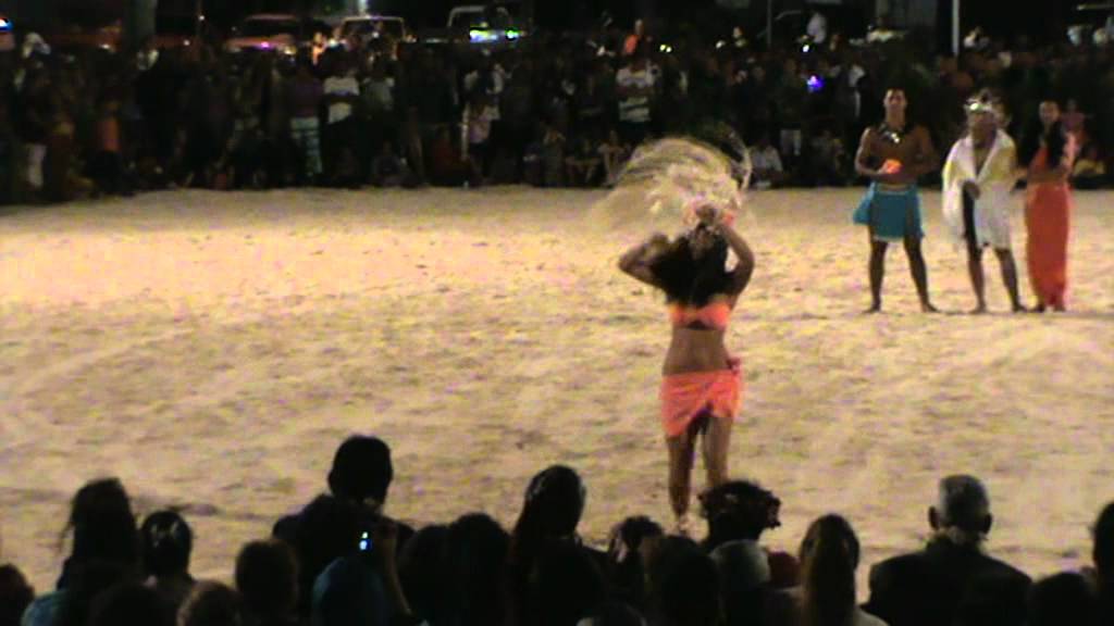 Danseuse NUNUE - YouTube