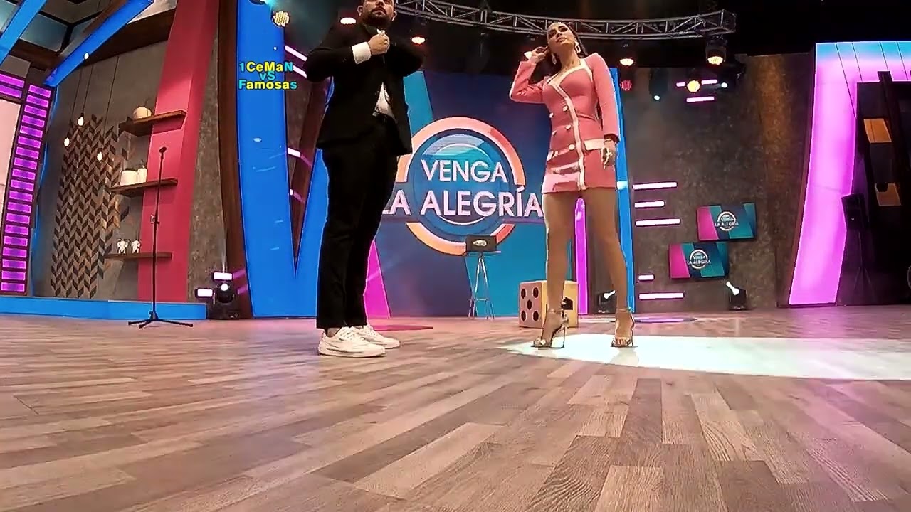 Cynthia Ro mini vestido rosa - YouTube