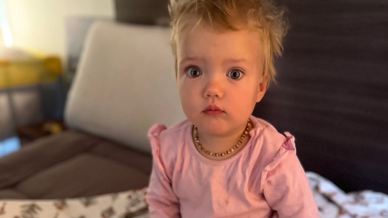 A day with Aindra and sweets in the Krishna Balaram mandir! - YouTube