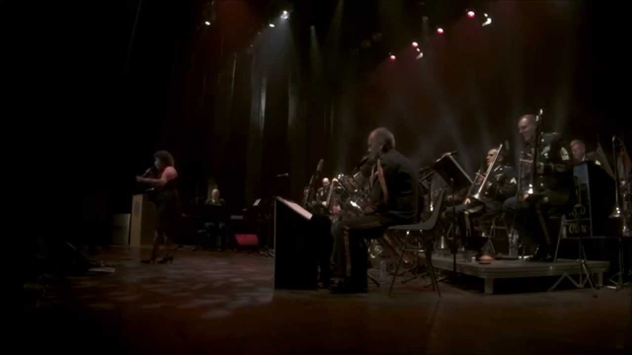 Maria D avec The Shape International Band - YouTube