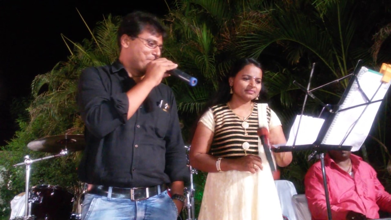 Naveen singer khatri ,dheere dheere se meri zindagi me - YouTube