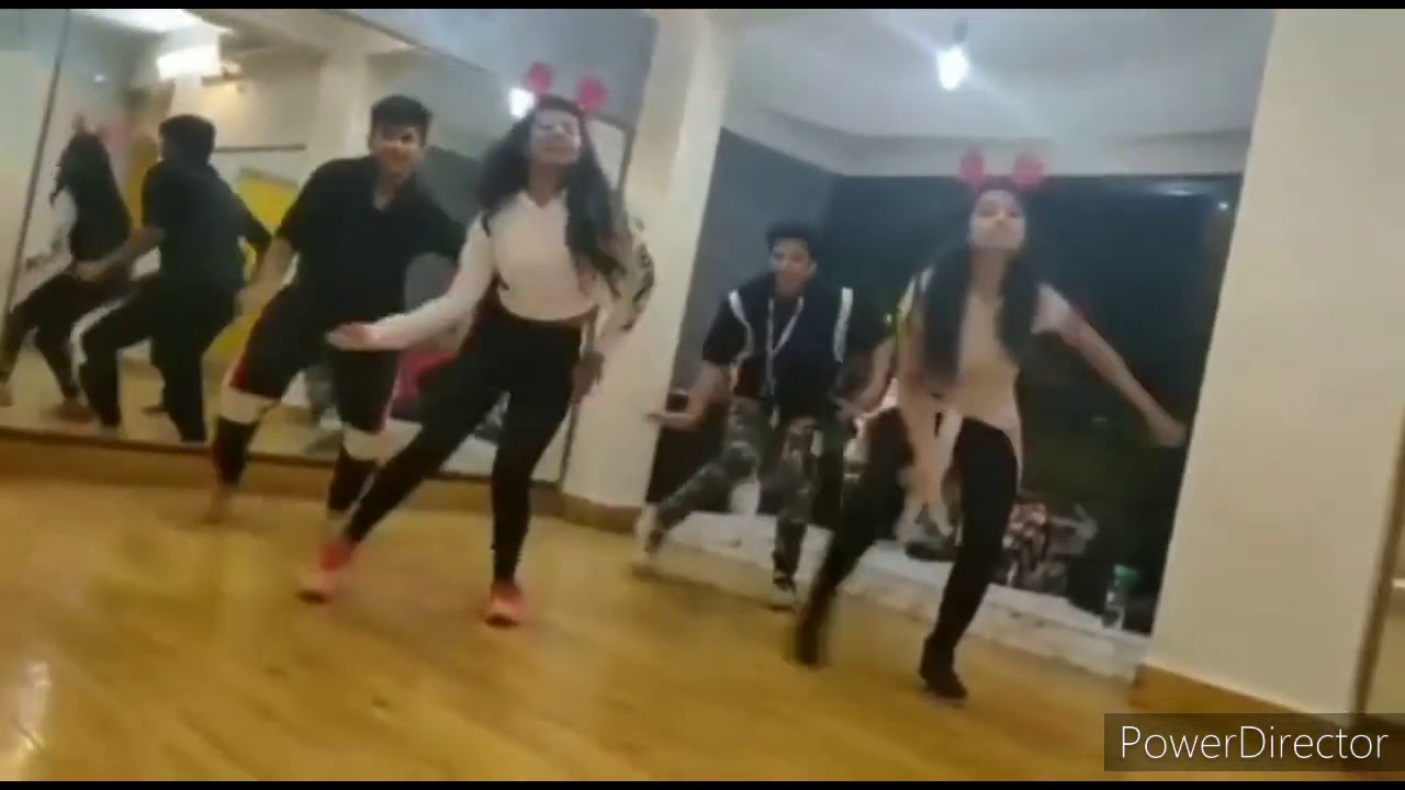 Pepeta🕺💃🏻 | Parimal feat Priyanka Magar | Bhavana Patil | Vedant ...