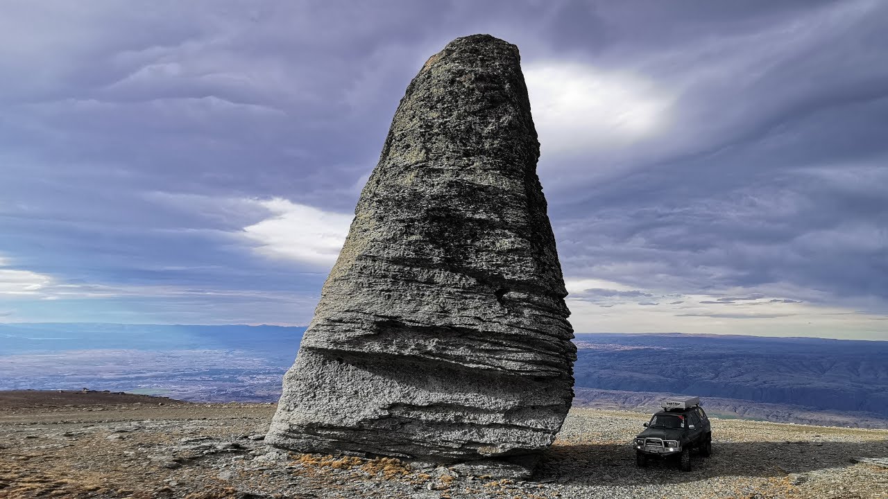 The Obelisk @ 1700m elevation, Old Man Range, Central Otago - YouTube