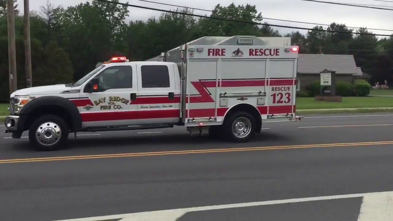 Bay Ridge Fire Rescue 123 and Warren County Sheriff Unit 536 Responding ...