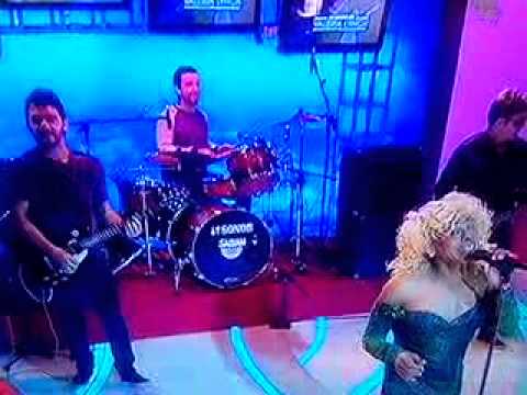 Peligro sin codificar , el negro PETER - VALERIA L - YouTube