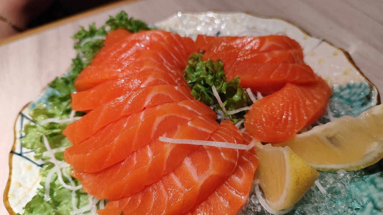Food Tour | Sushi Tie, Bintulu, Sarawak @luueejanice Vlog 4k - YouTube