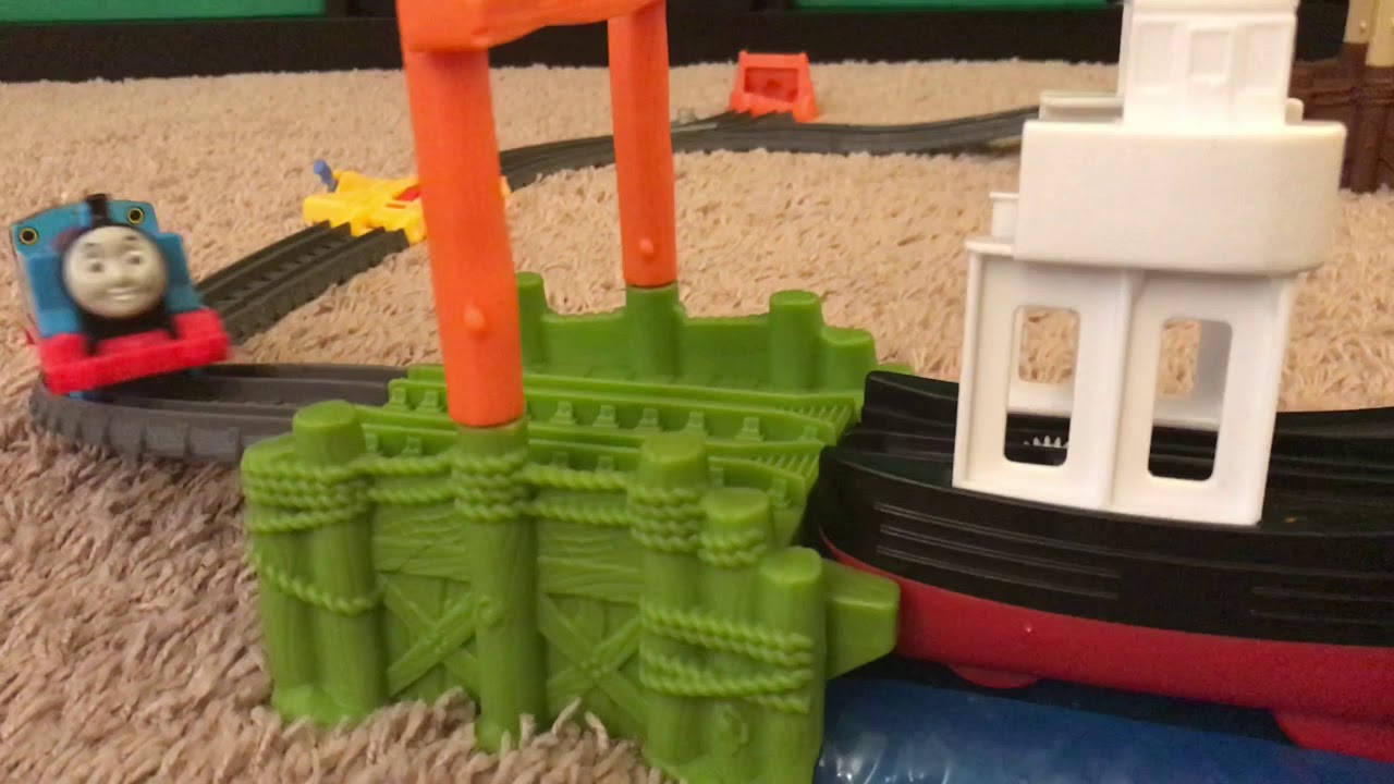 Thomas And Friends Track Master Boat & Sea Set - YouTube