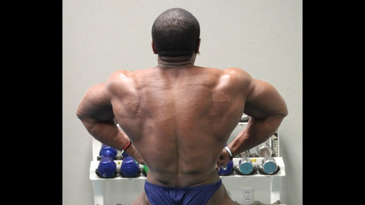 How to get a BIG, WIDE BACK - YouTube