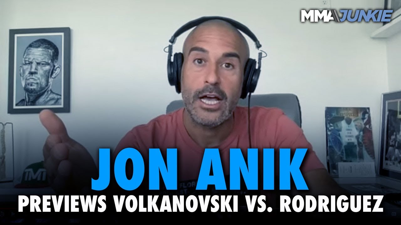 Jon Anik: Yair Rodriguez Has 'Better Chance' at Upset of Alex ...