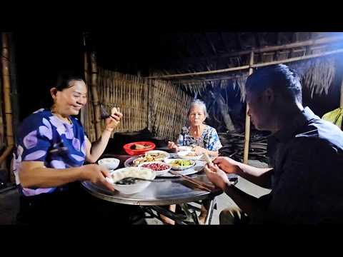 Mr. Huong came to visit Tuyet, helped her, and they had a meal together