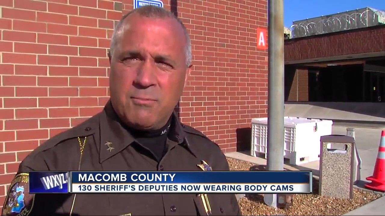 Macomb County Sheriff's Department has body cameras - YouTube