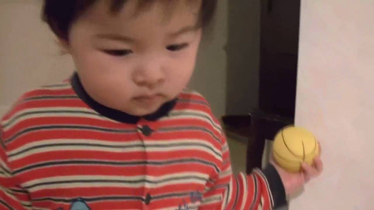 Shuchan Rolling Around - YouTube