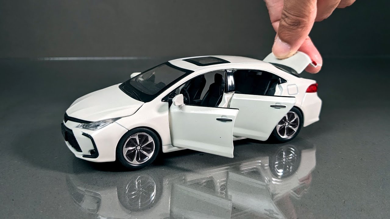 Super Realistic Toyota Corolla Diecast Model Car - YouTube