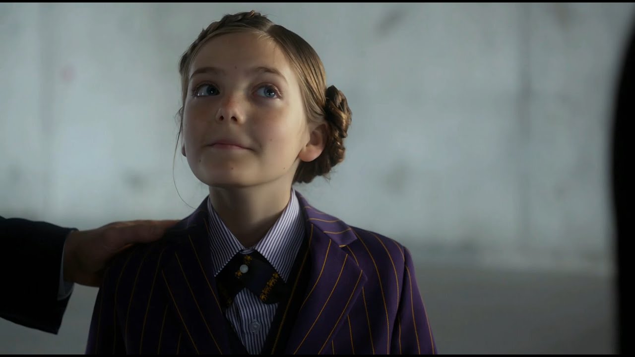 Jim Gordon Picks Up His Daughter And Asks For Ice Cream (Gotham TV ...