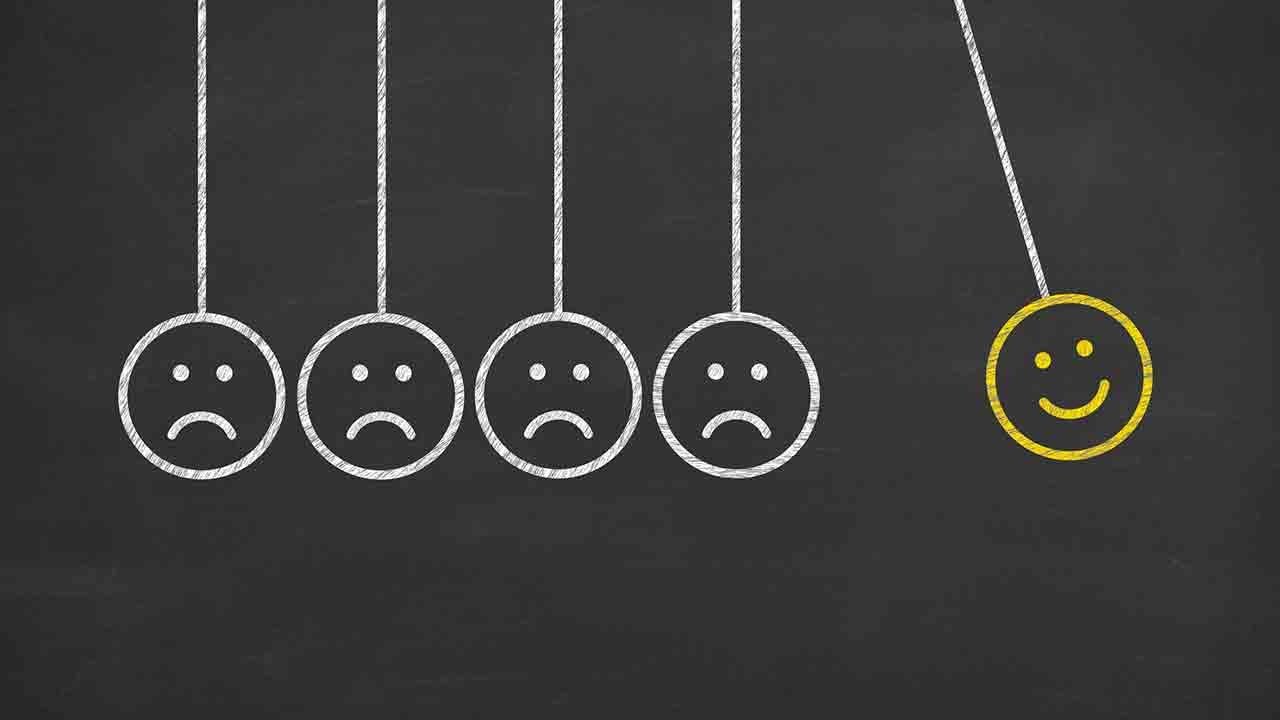 Resiliency: The Art and Science of Bouncing Back - YouTube