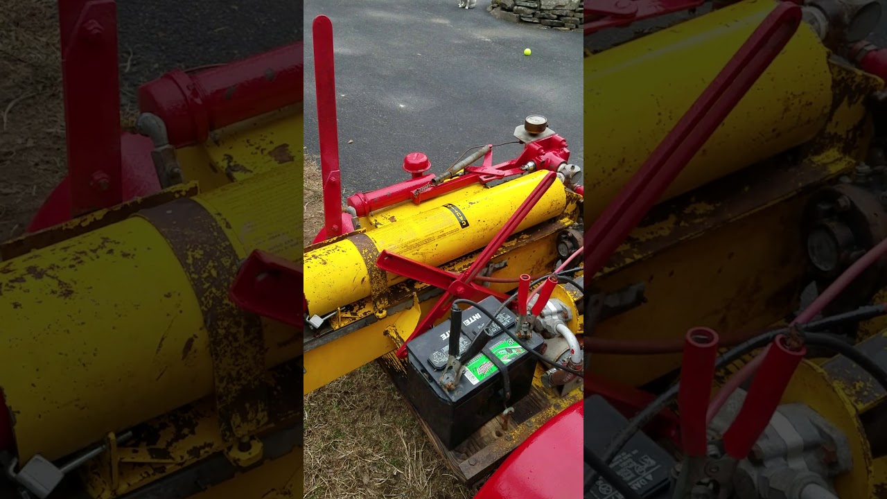 Lickity log splitter - YouTube