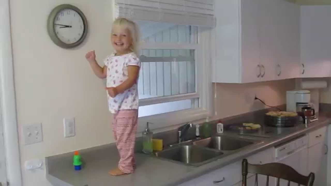 Look At Me Mommy Youtube