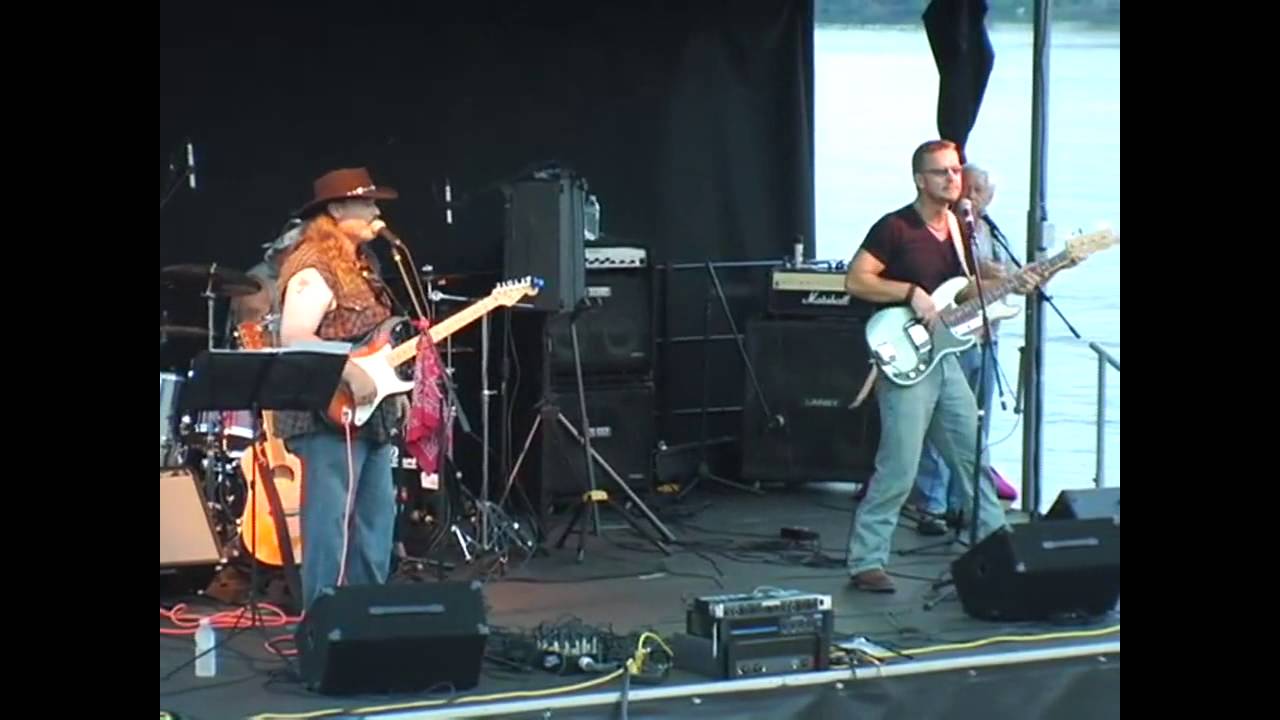 Two River Junction performing Some Kind Of Wonderul - YouTube