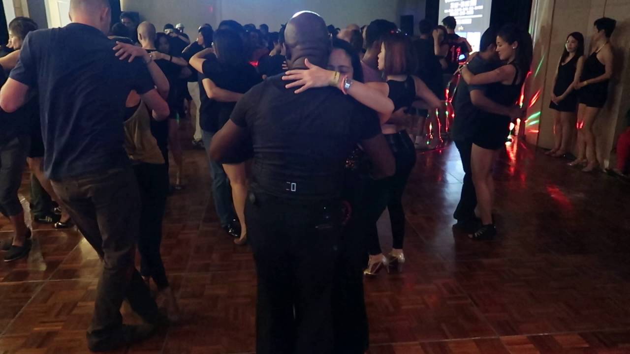 KIZOBASA 2016: Petchu & Cherie - Social dancing at Kizomba Party - YouTube