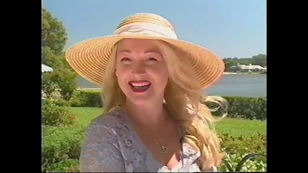 Michelle Valentine Show - S1E2 - Europe in Florida Boat Ride - YouTube