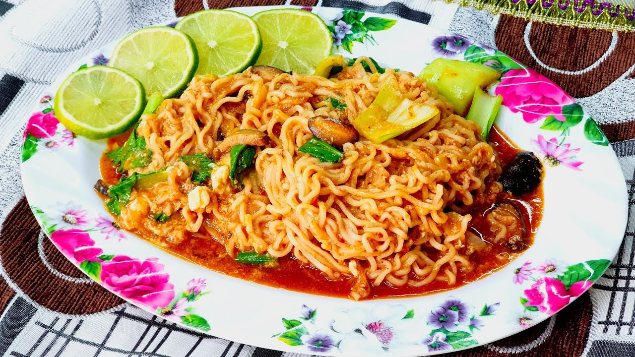 MAGGI GORENG BASAH SEDAP MACAM KAT KEDAI!! - YouTube