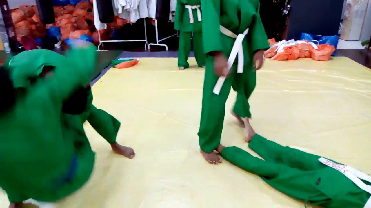 Strengthening the Core Basics 11 - YouTube