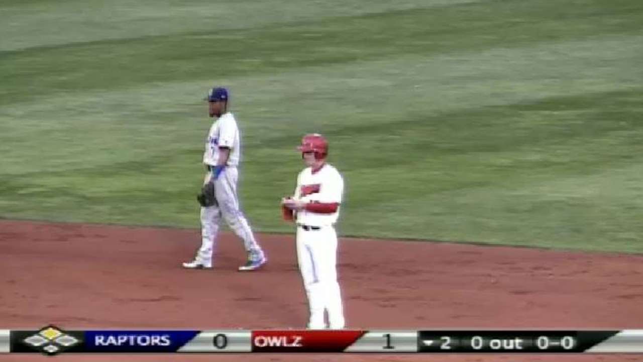 Alex Abbott doubles in a run for the Owlz - YouTube