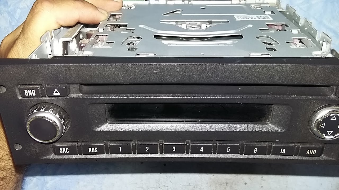 Rádio Scania MP88 CD ruim - YouTube