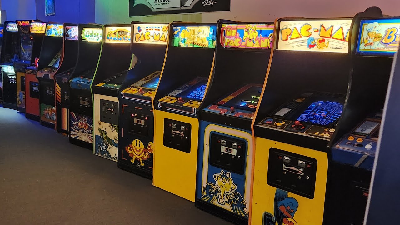 Jackpot Mike is live! on location Underground Retrocade, games ...