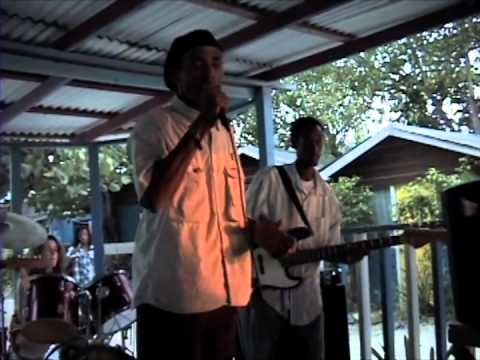 Otis Gayle & Drummer Girl: "One Love", The Boat Bar, Negril, Jamaica ...