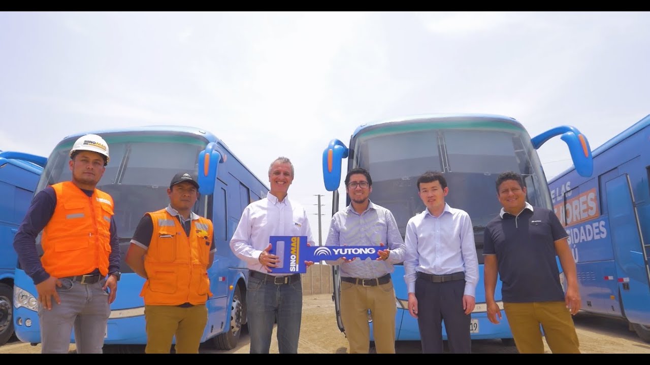 Sinomaq - Entrega de buses a la Universidad Científica del Sur - YouTube