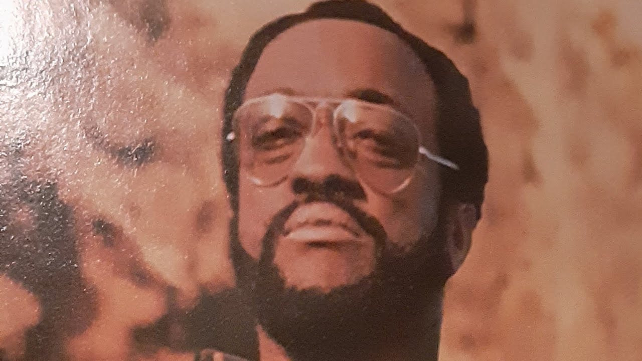 PEACE HOLY PEACE- BILLY PAUL - YouTube