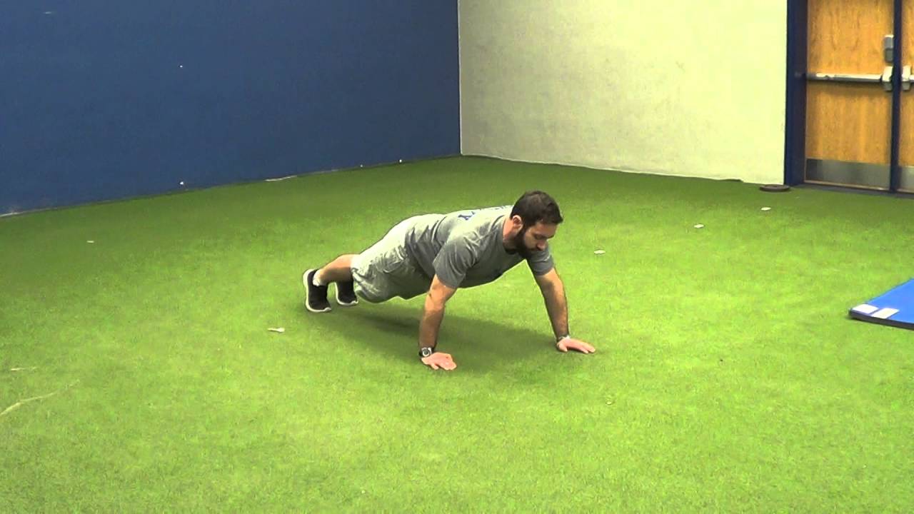 STAGGERED PUSH UP - YouTube