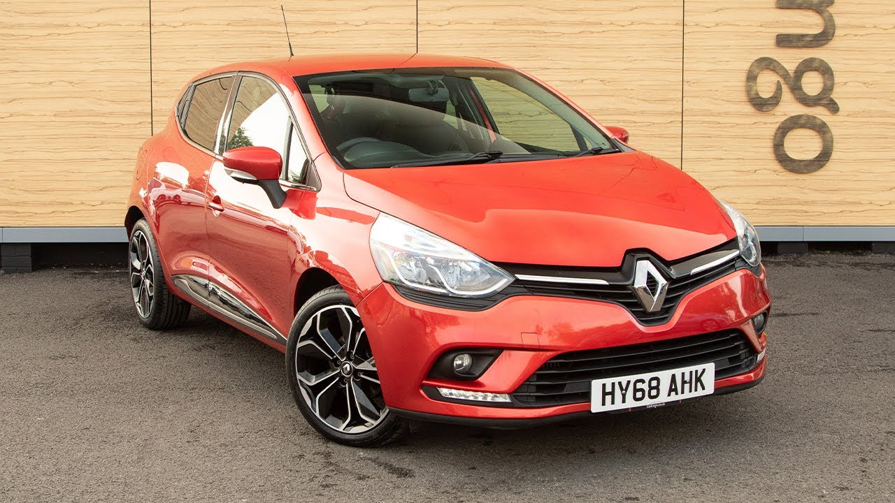 Renault Clio ICONIC TCE - YouTube