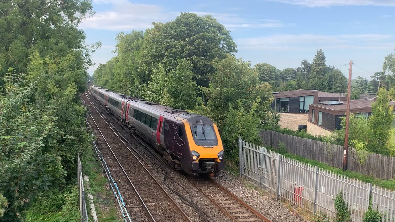 Class 221 Voyager | 221122 | Cross Country - YouTube