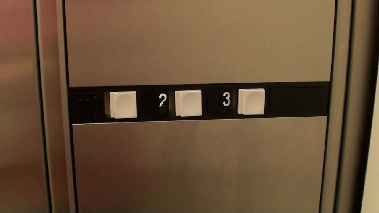 Montgomery VECTOR Hydraulic Elevator at Macy's, Galleria Mall, St ...