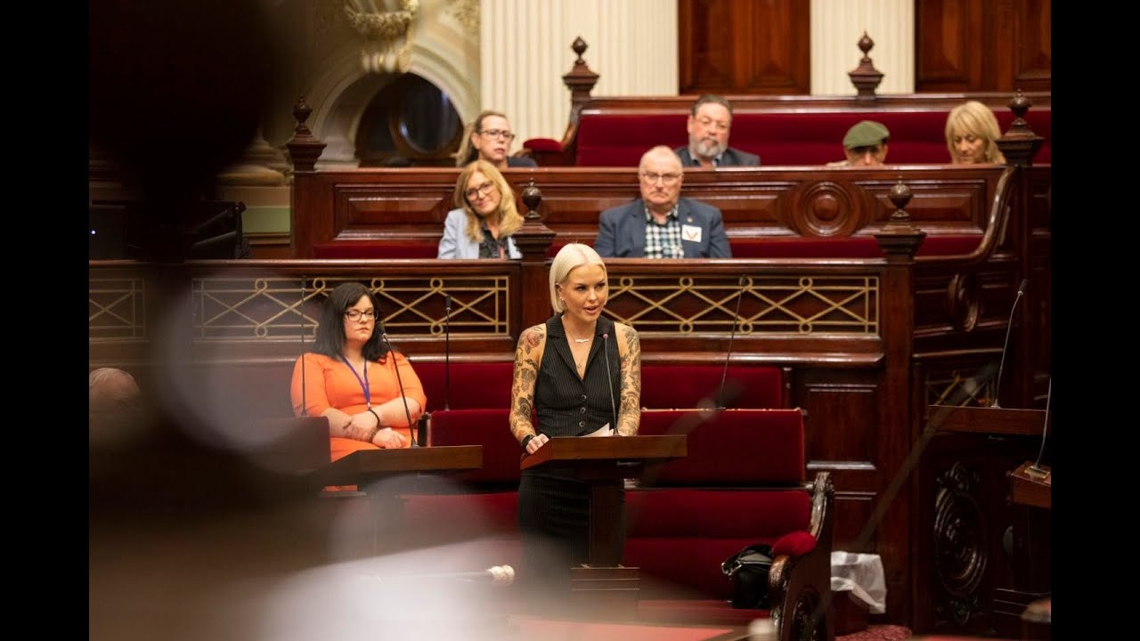 Inaugural Speech of Georgie Purcell MP - YouTube