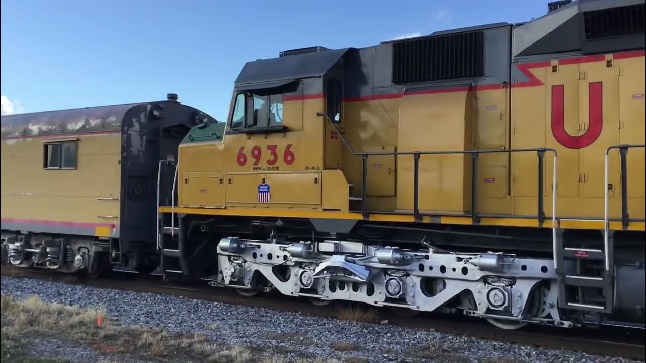 UP 5716 (AC44CW) leads the Union Pacific donation special w/ UP 3985/UP 5511 Moline, IL 11/19/22 ...