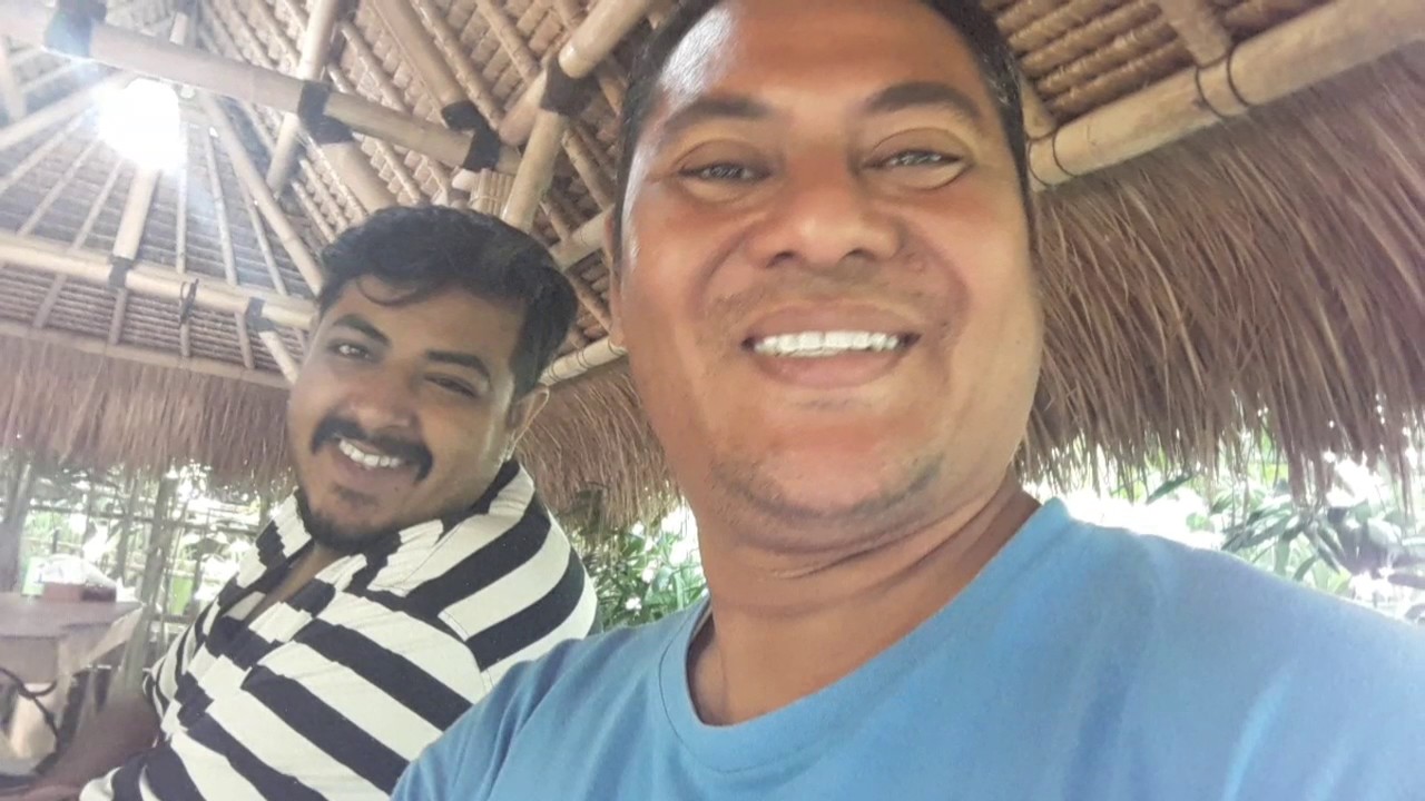 Karan Bali Holiday - YouTube