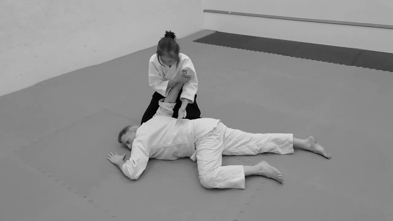 Sotenjuku Aikikai Aikido – Suwari-waza Shomen-uchi Sankyo - YouTube