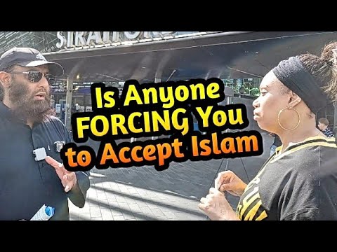 Is Anyone FORCING You to Accept Islam? Lady & Mustafa Stratford Speaker's corner - YouTube