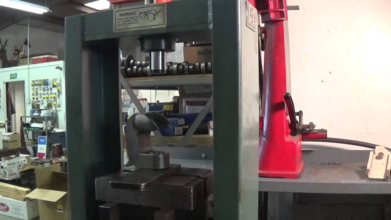 MAW MGB project piston pressing - YouTube