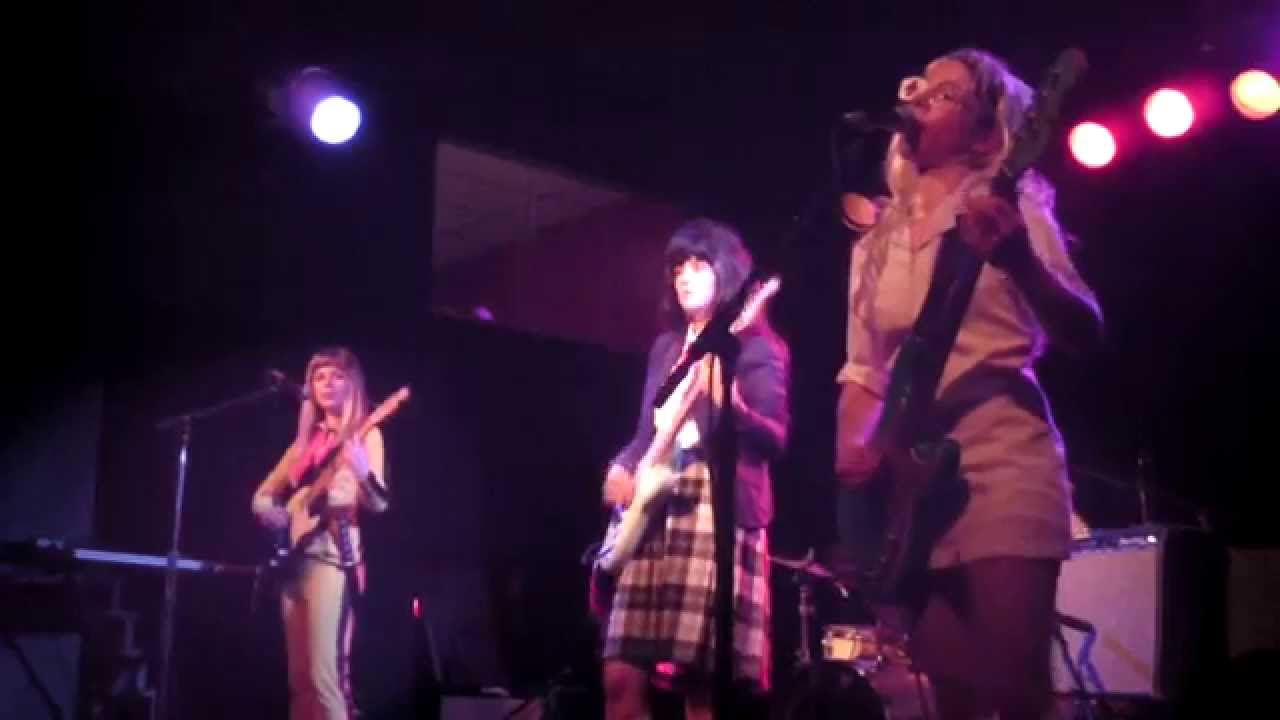 Sheezer - In The Garage (Weezer) - YouTube