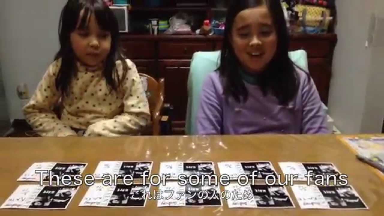 Audrey and Kate practice their signatures サインの練習をするオードリーとケイト - YouTube
